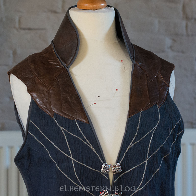 Armour Surcoat – Almost Done – Eldalagren