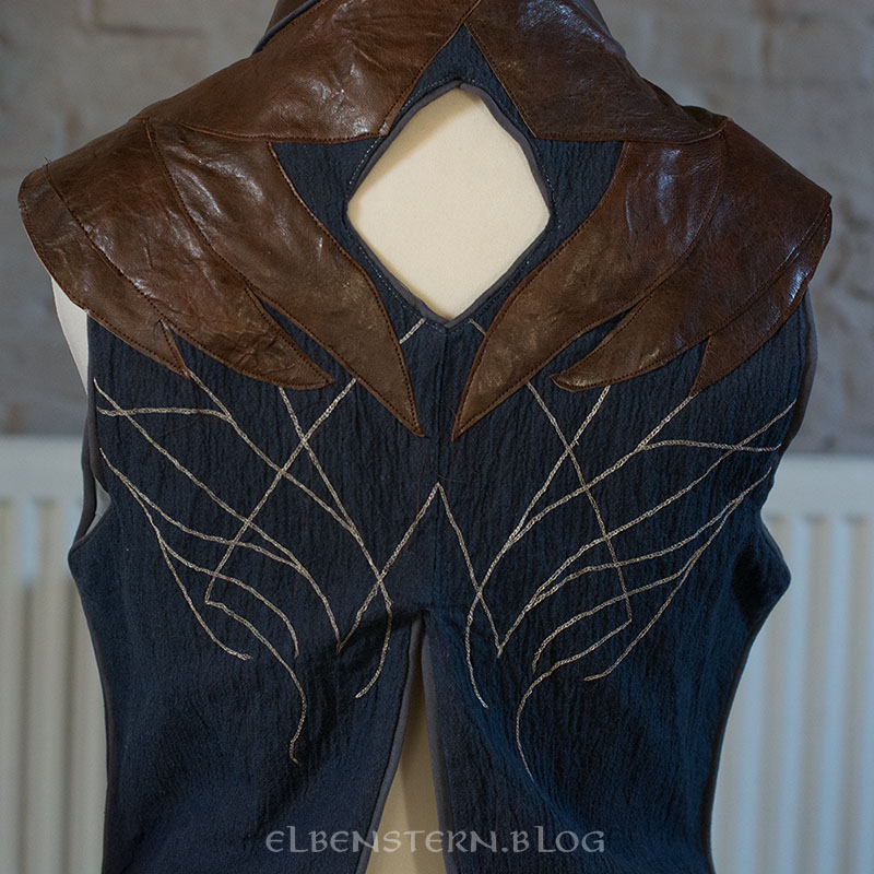 Armour Surcoat – Almost Done – Eldalagren